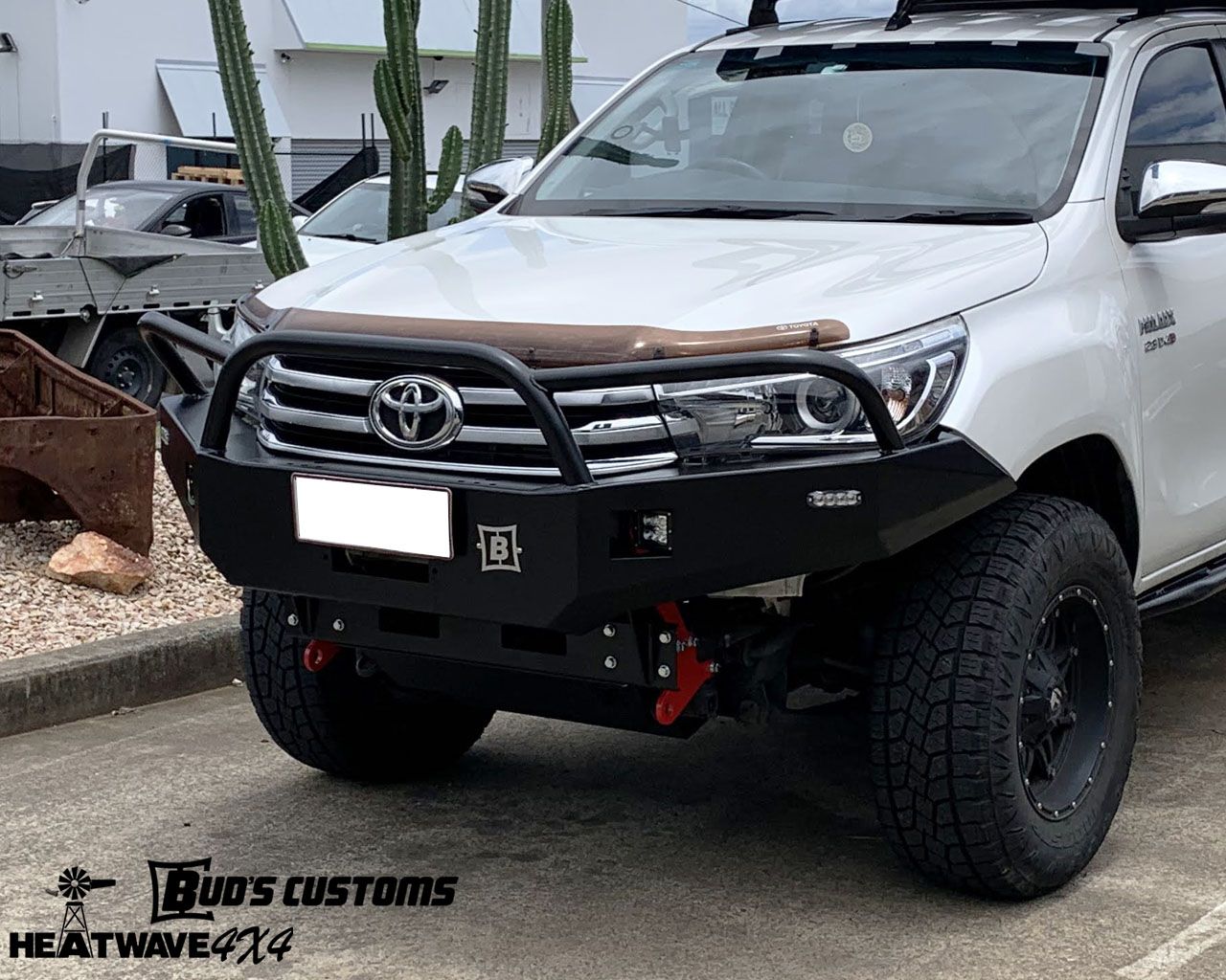 HILUX N80 07/2015 - 4/2020 FRONT BAR - TRIPLE HOOP - NO BODY LIFT