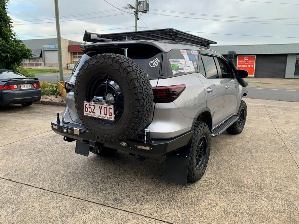 FORTUNER REAR BAR - SINGLE TYRE SWING AWAY & TWIN JERRY SWING AWAY
